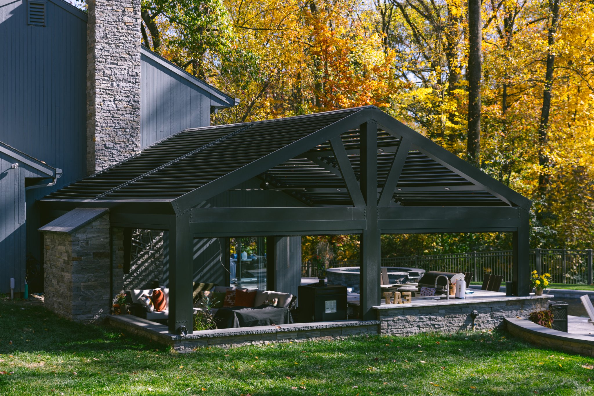 Pergola – Luxury Motorized Louvered Pergolas - Open Air Structures